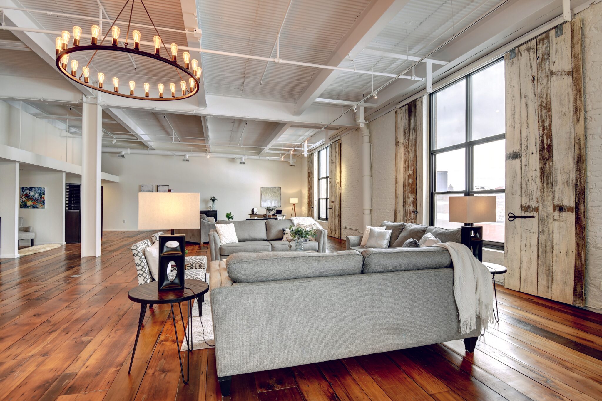 The Pittsburgh Property Diva Presents Luxury Living at the Southside ...